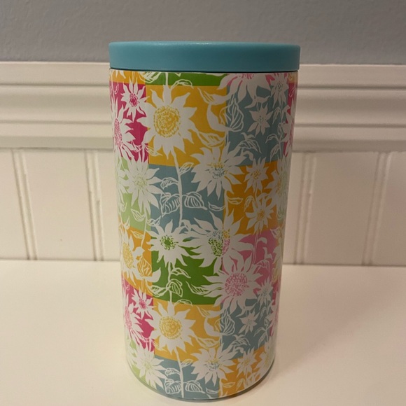 Lilly Pulitzer | Dining | Lilly Pulitzer Insulated Slim Can Tumbler ...